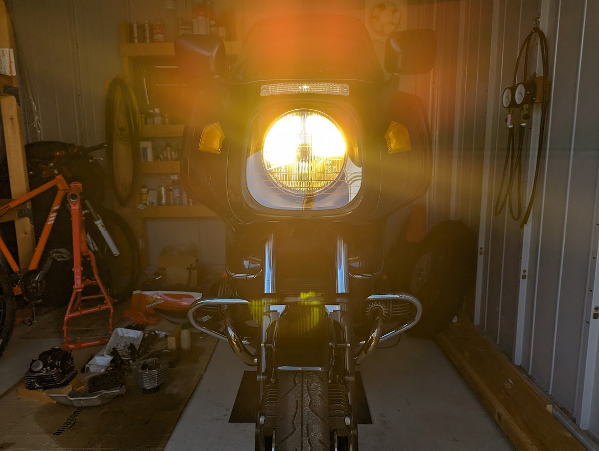 ヘッドライトのLED化 - 1989年式 BMW R100RS の備忘録