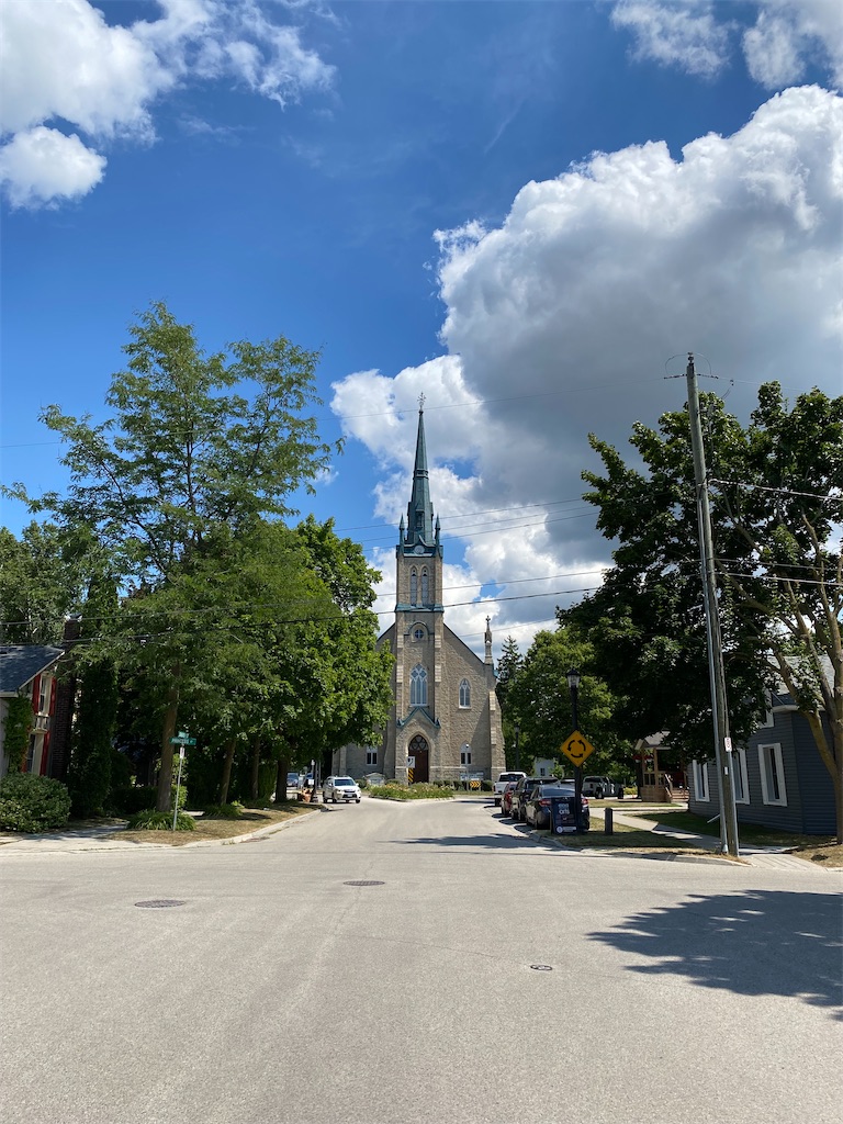 Elora (エローラ) 【トロントから日帰り旅行シリーズ】 - Couch Potato