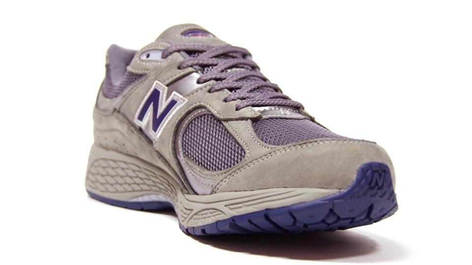 NEW BALANCE MR2002 を懐かしむ〔ニューバランス ML2002R 発売記念 別注カラーも？〕 - いろんなこといろいろ