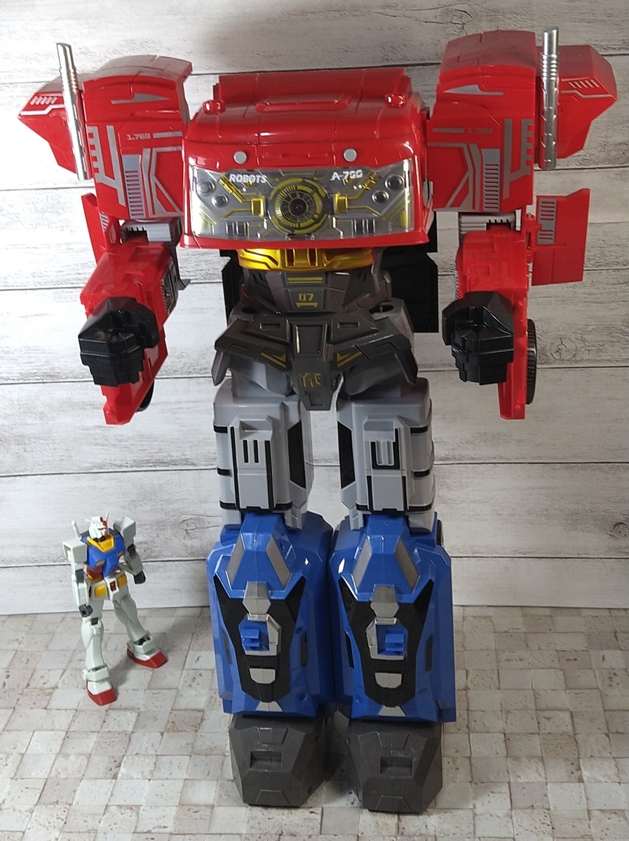 全高50cm以上！しゃべる！光る！バカみたいにでかすぎる！コンボイに似てるような感じのロボット 力量集结 握发强大力量 AMORPHOSIS ...