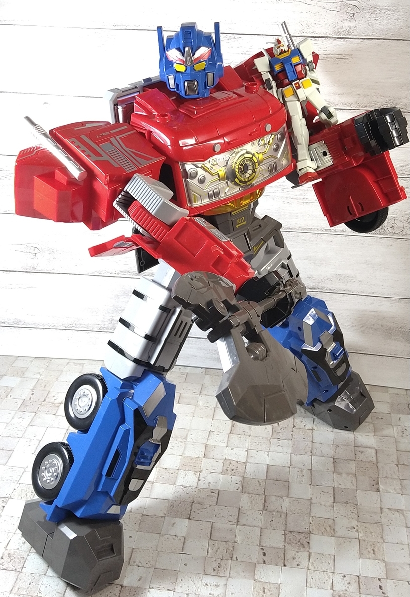全高50cm以上！しゃべる！光る！バカみたいにでかすぎる！コンボイに似てるような感じのロボット 力量集结 握发强大力量 AMORPHOSIS ...