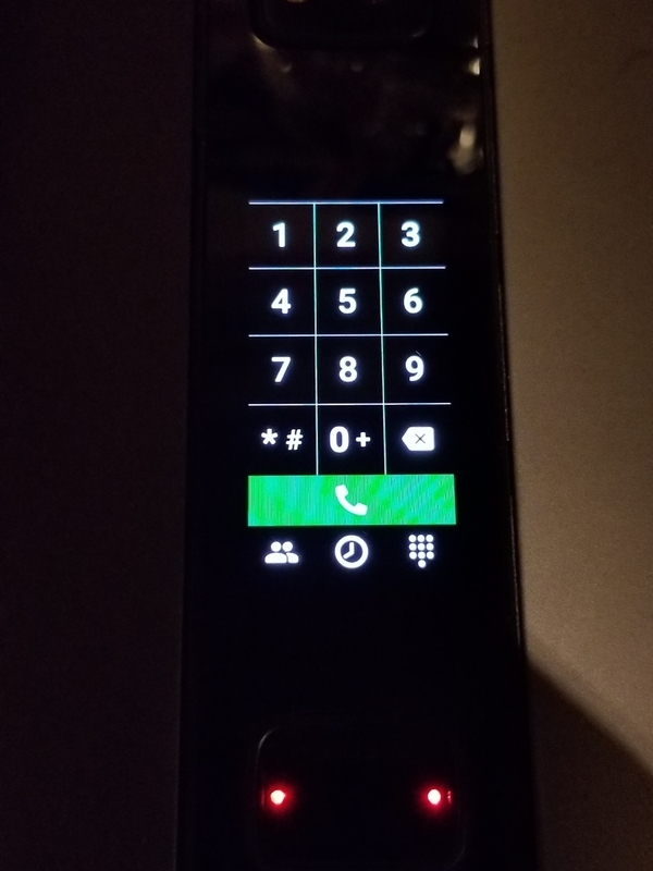 【Cosmo Communicator】発売前にユーザーイベントで初披露。サブ液晶、デュアルSIM、eSIM、キーボードバックライト、高速処理 ...