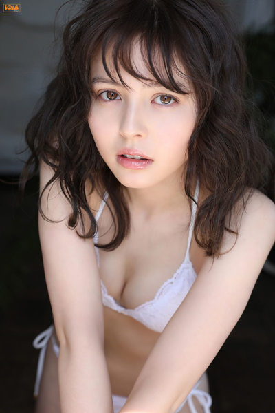 『Ray』『LARME』専属モデル・加藤ナナの推定Cカップ美乳水着画像 - グラビア大銀河