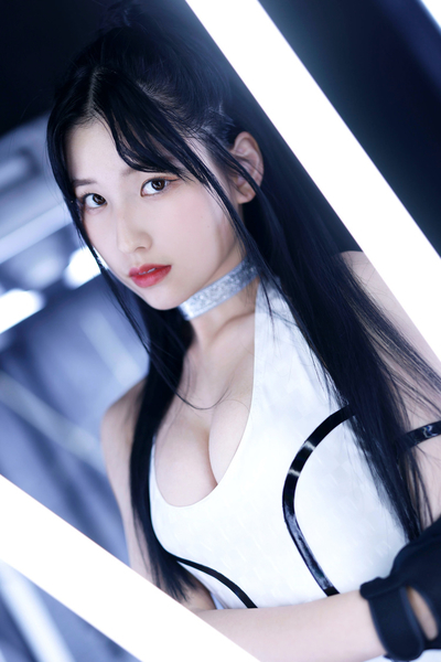 #2i2・森嶋あんりのEカップ美巨乳水着画像【2】 - グラビア大銀河