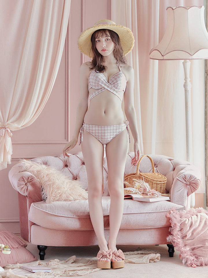 『Ray』『LARME』専属モデル・加藤ナナの推定Cカップ美乳水着画像【3】 - グラビア大銀河