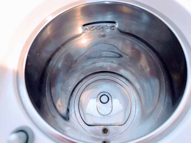 「内側ステンレス」電動給湯ポットを‼ ピーコック WMJ-40 W - 自由ライフブログ