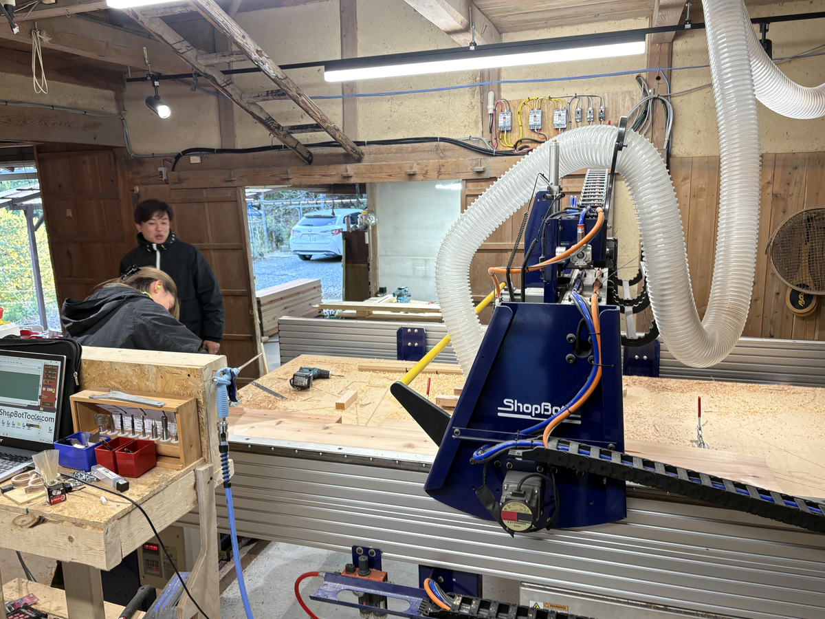 ShopBotと初対面！加藤隆人さんこれからよろしくお願いします - 柏木克友の岡ようご崎ます