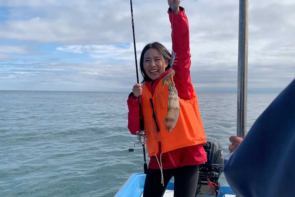 お気に入りの街で車中泊を！ バンライファー・宮本メイさんの旅する暮らし - カエライフ ～ クルマとカスタムで暮らしをカエるーCUSTOM ...