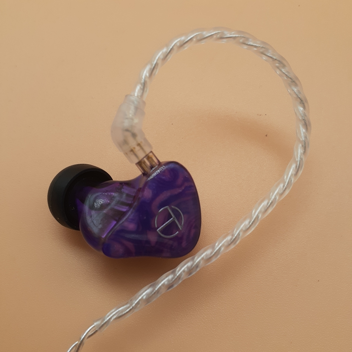 TRN X7: Simply poor resolution and unpleasant sound. - audio-sound @ hatena