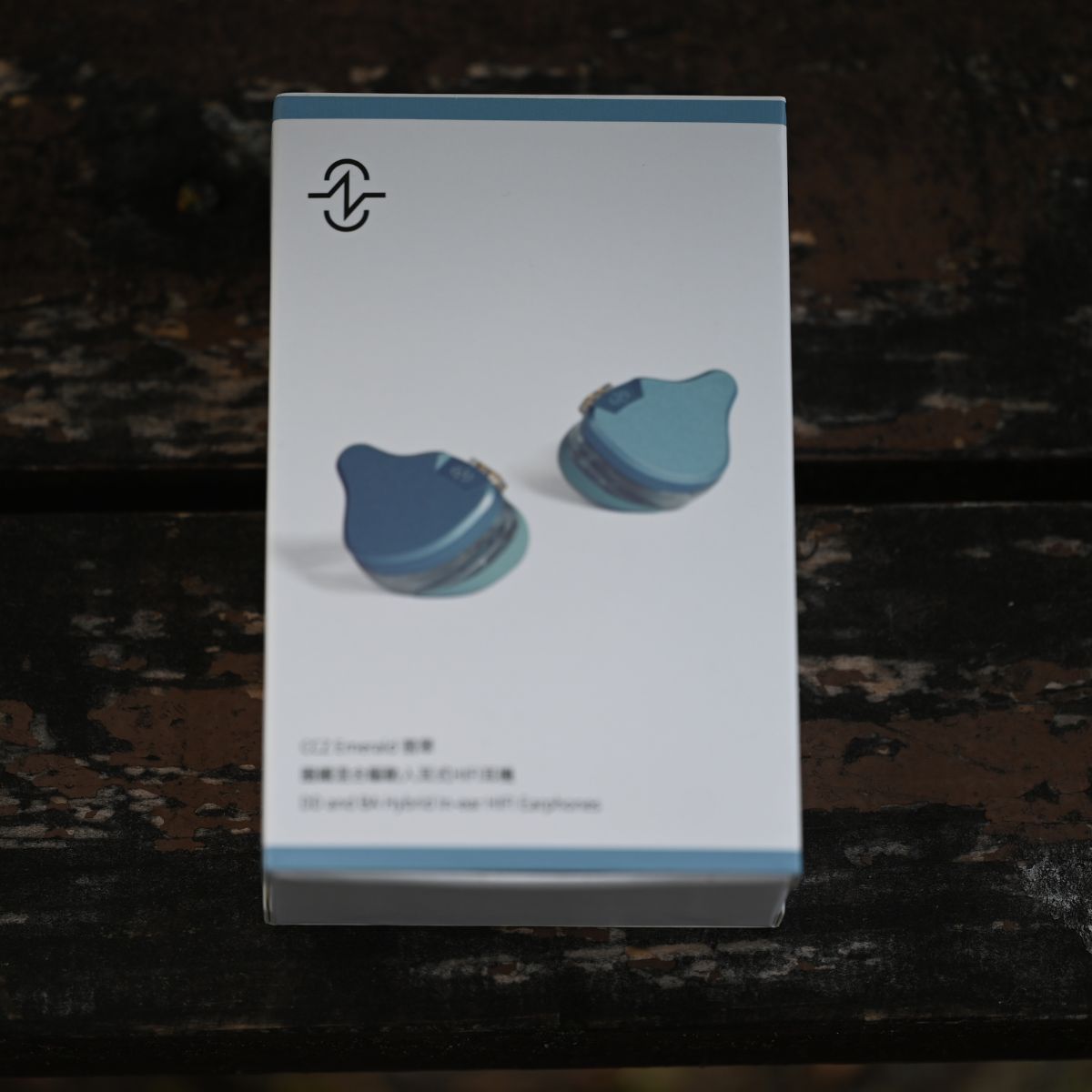 (Chi-fi IEM Review) CCZ Emerald: Warm V-shaped sound. High resolution ...