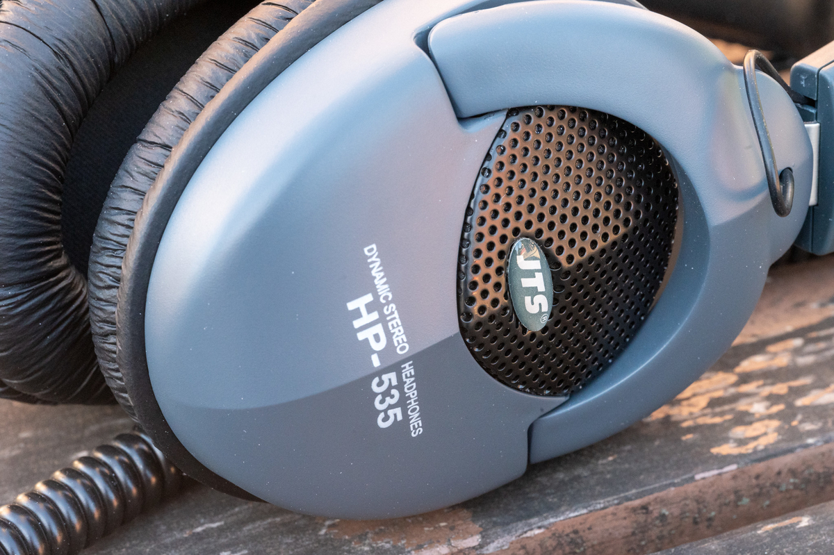 (Monitor Headphones Review) JTS HP-535: Monitor headphones for live sound with a strong sense of ...