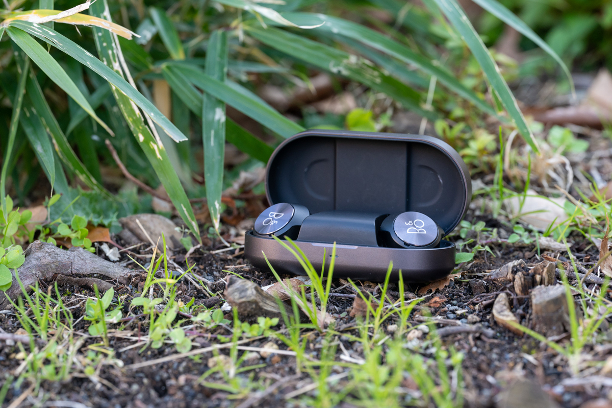 (True Wireless Earbuds Review) Bang & Olufsen Beoplay EQ: Monitor sound ...