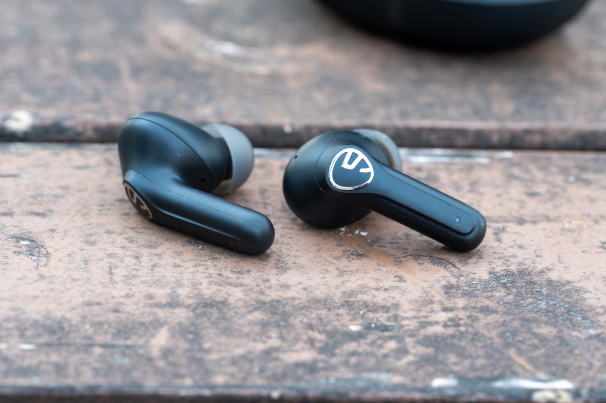 (True Wireless Earbuds Review) SOUNDPEATS Life: True Wireless Earphones ...