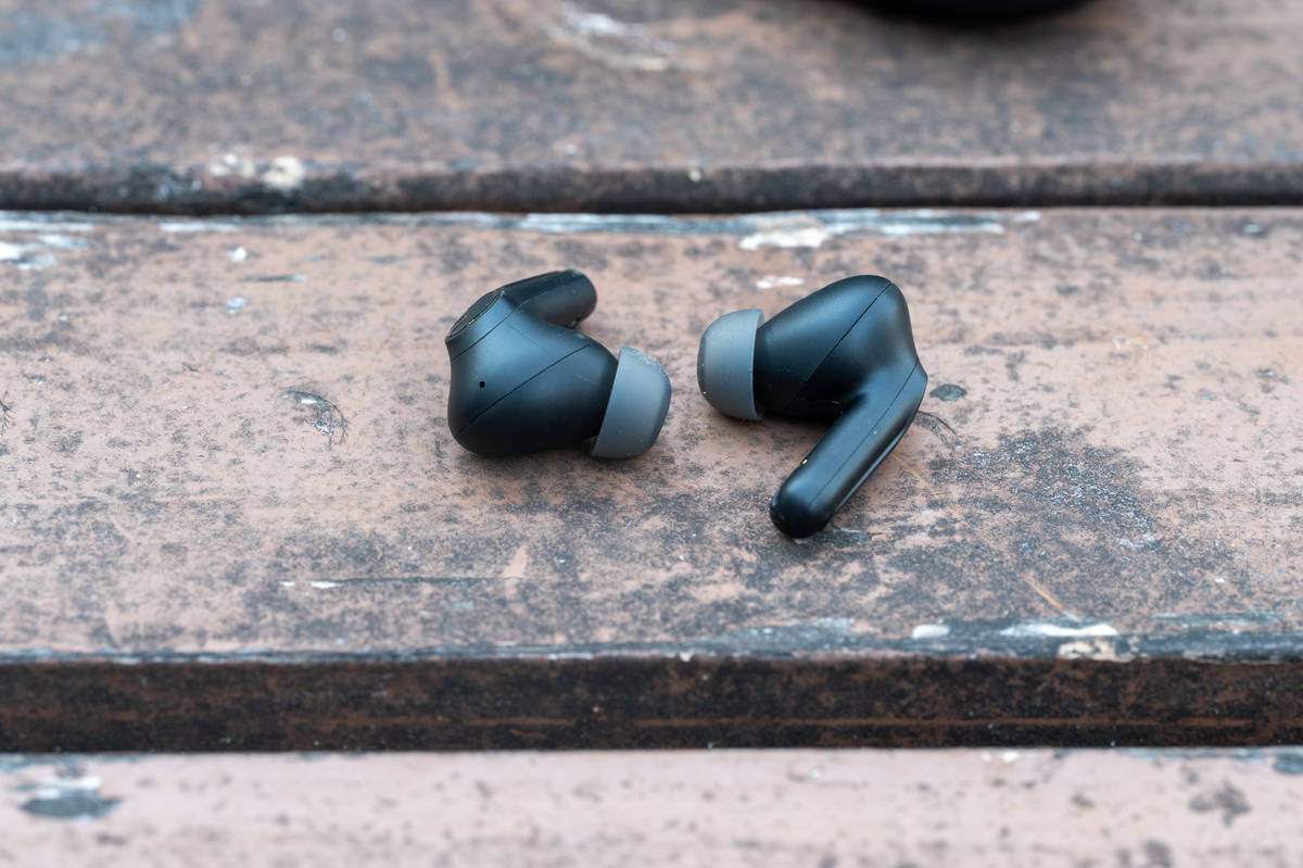 (True Wireless Earbuds Review) SOUNDPEATS Life: True Wireless Earphones ...