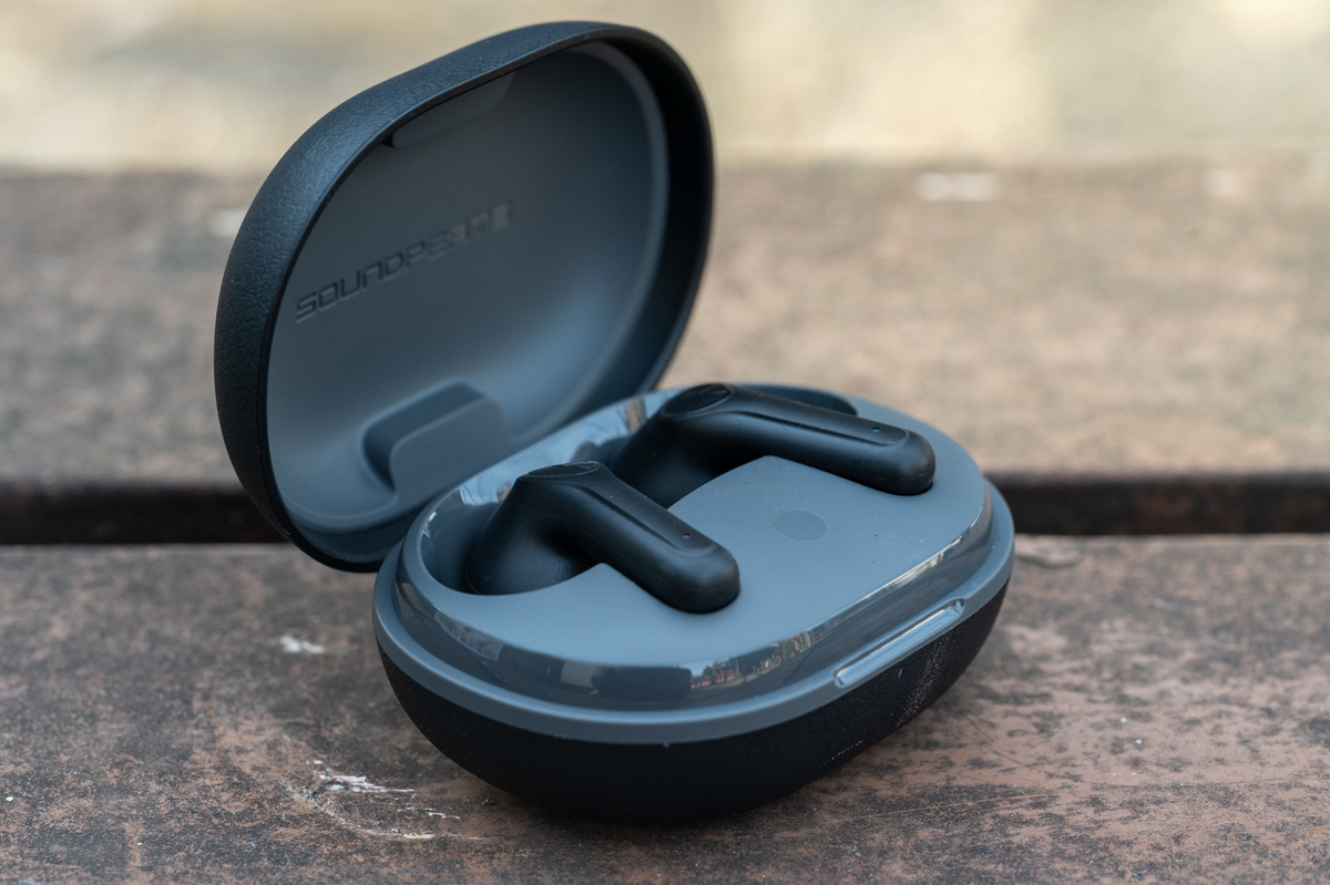 (True Wireless Earbuds Review) SOUNDPEATS Life: True Wireless Earphones ...