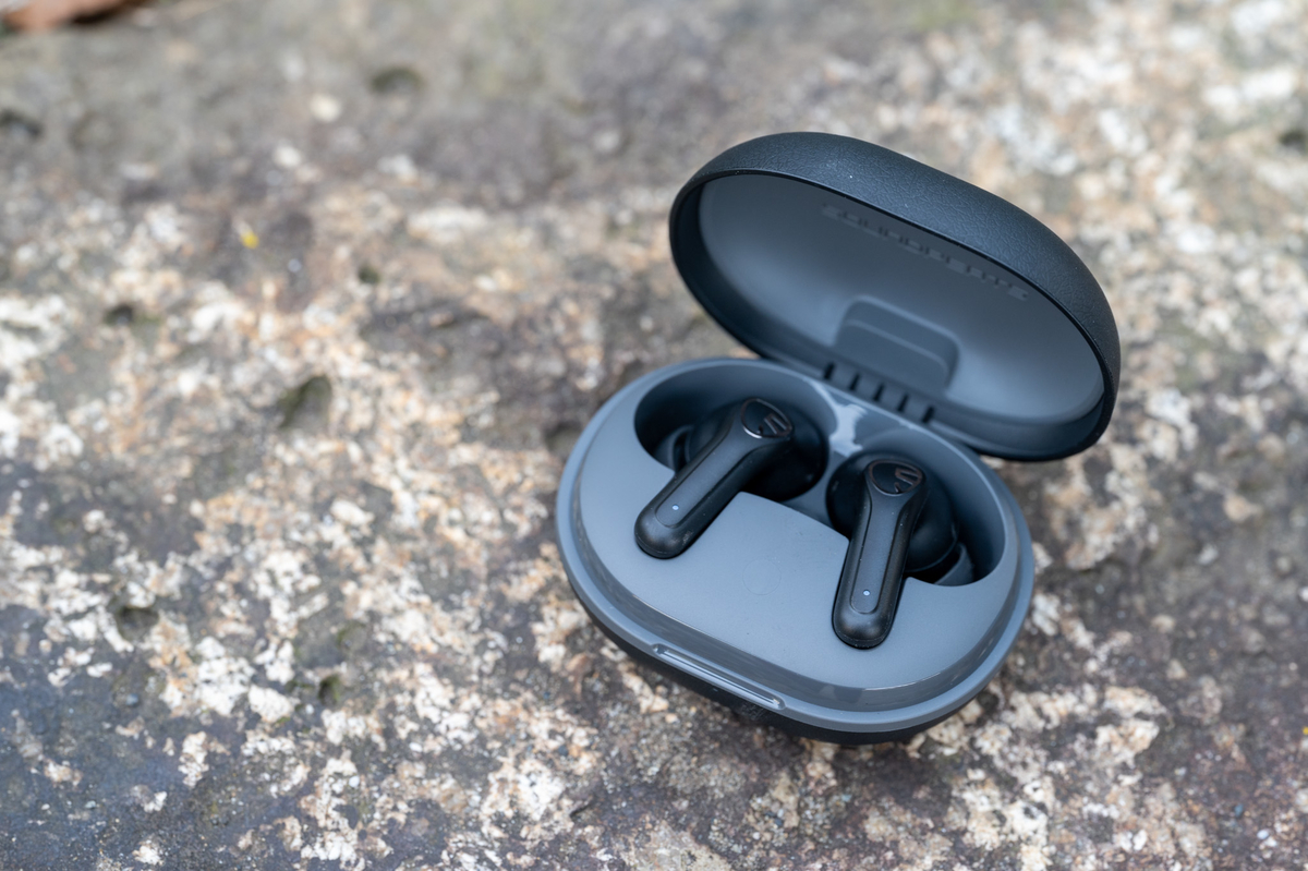 (True Wireless Earbuds Review) SOUNDPEATS Life: True Wireless Earphones ...