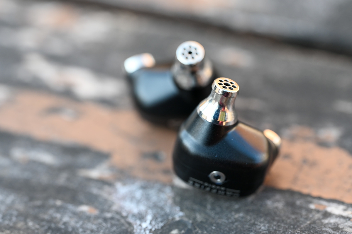 (High-End IEM Review) Astell & Kern × Campfire Audio Pathfinder ...