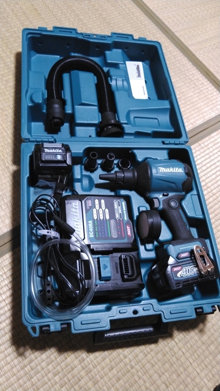 MakitaのAS001Gエアダスタの本体とノズルをクリーニング！ - 俺の缶詰、何の味？