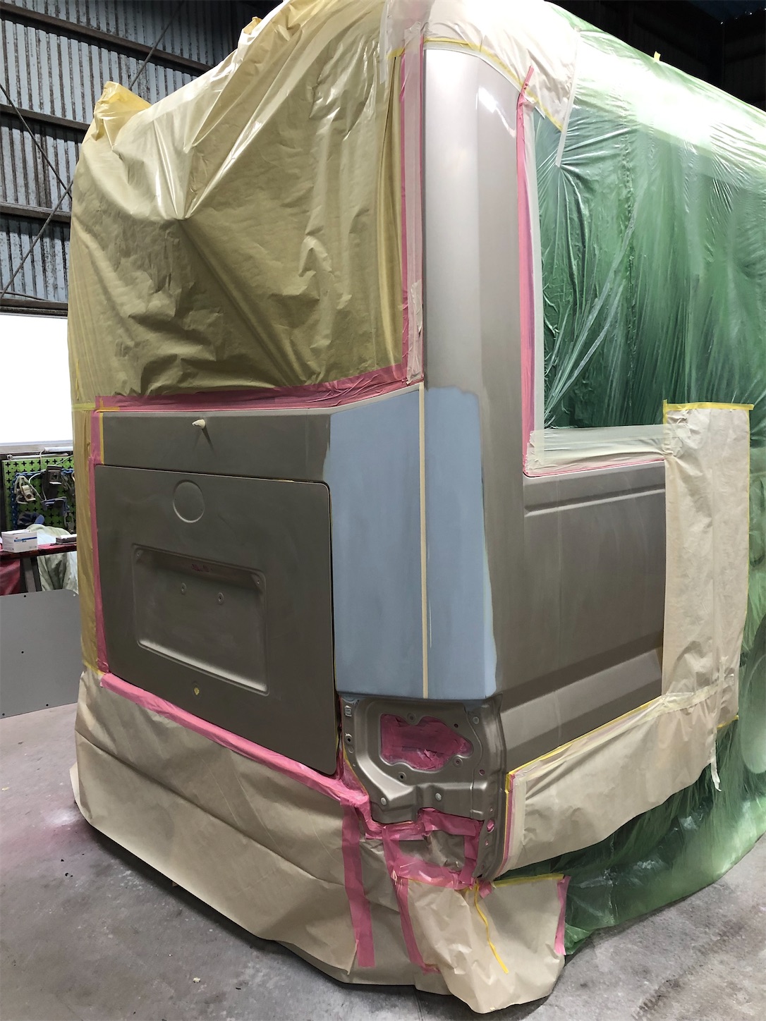 TOYOTA 4R4 Sikkens Refinish!! - 塗装屋たん坊の旅の途中 blog