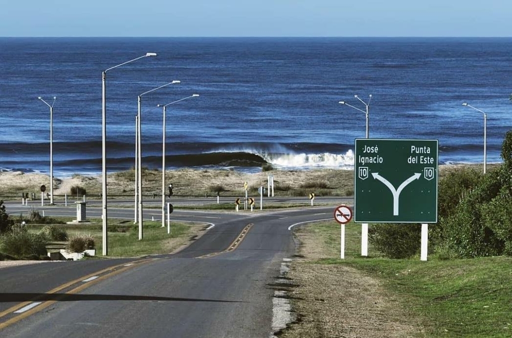 Tonight somewhere in the bar - Utsuke Bron