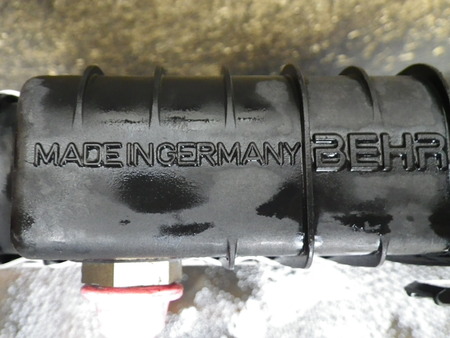 メルセデス ベンツ W202/C240 ラジエーター - 昭和電機工業所-ラジエーター修理