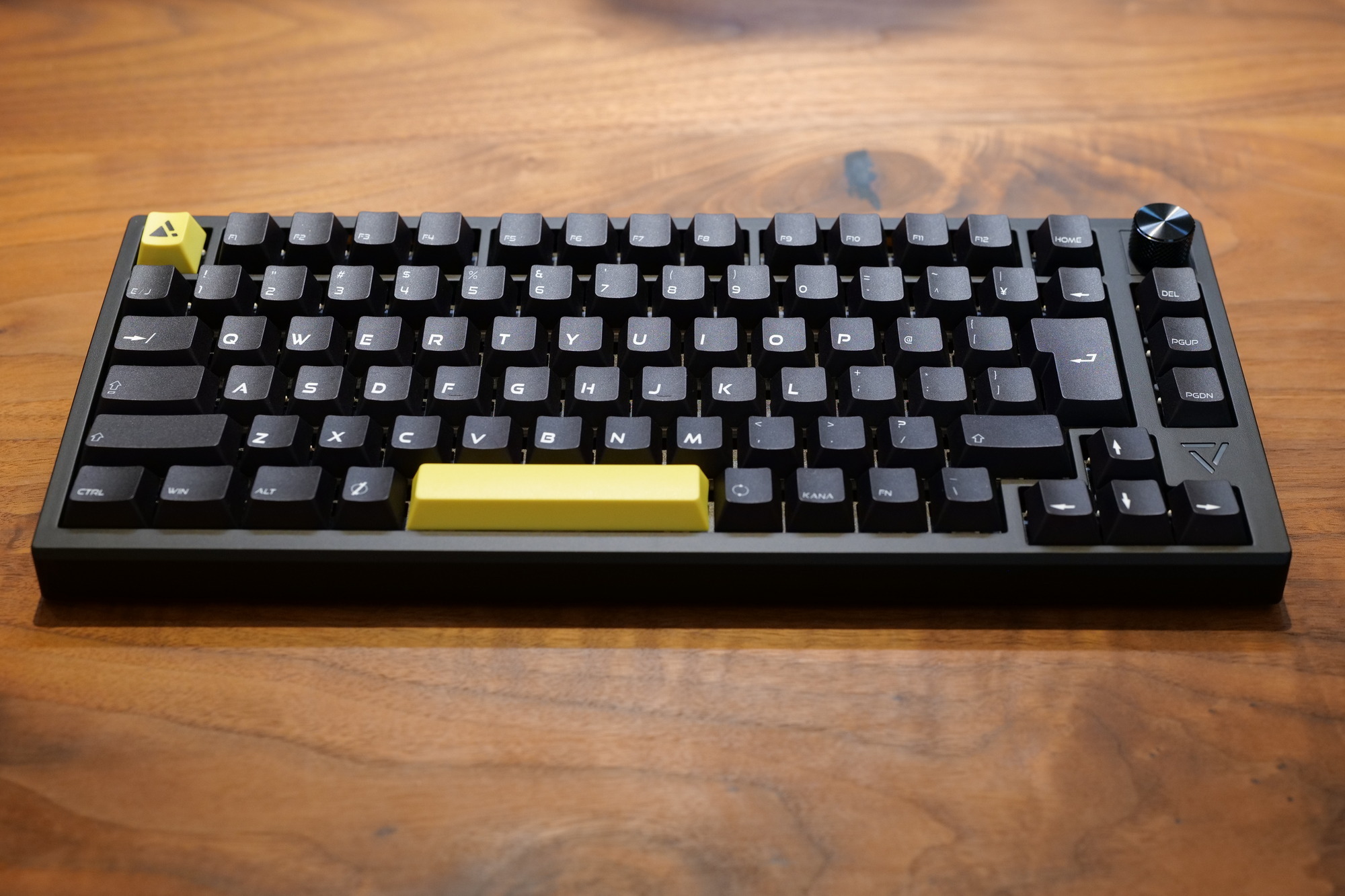JIS 配列 75% キーボード UP-MKGA75 + MDA Future Suzuri - ムダな行動力