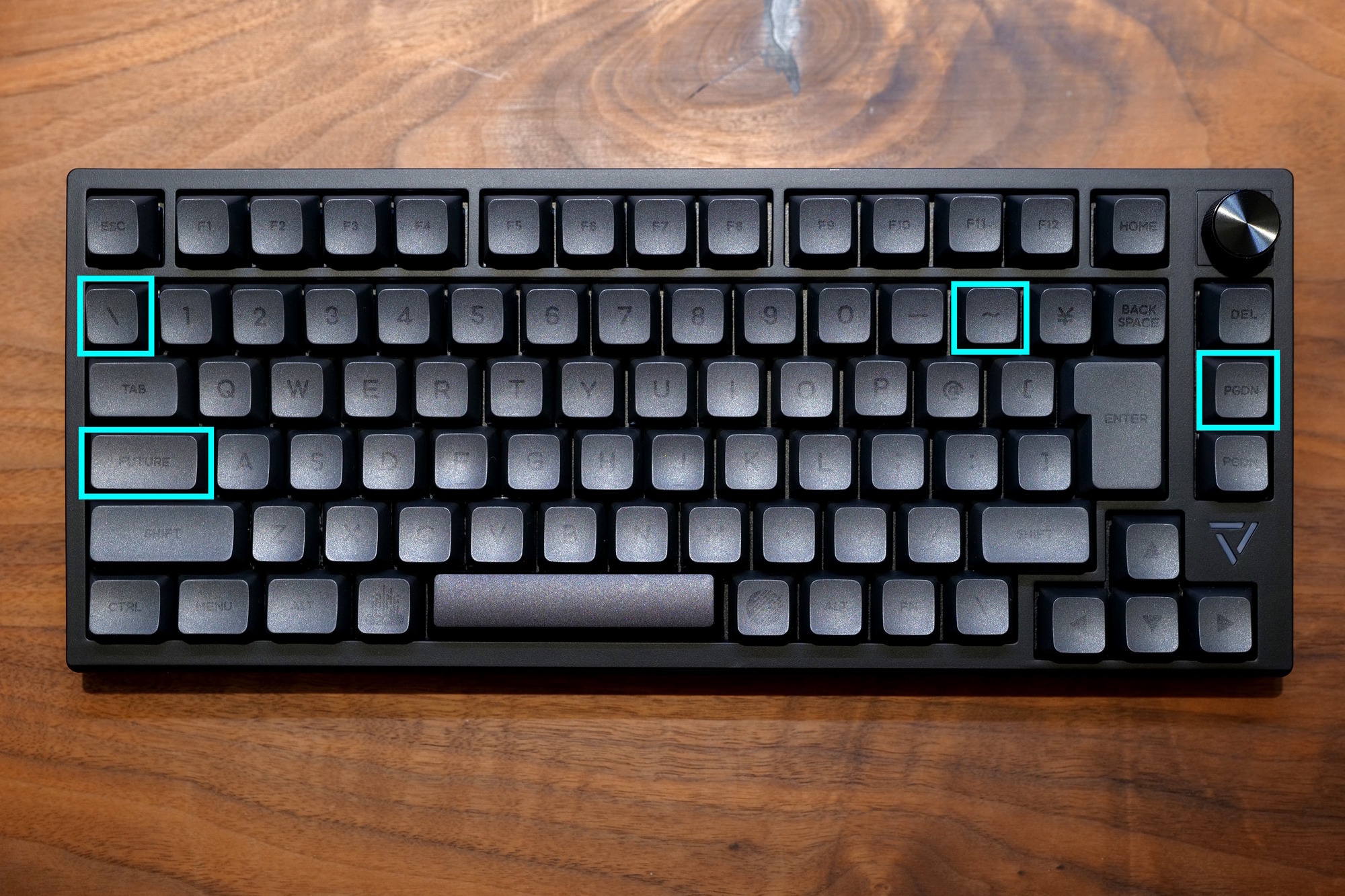 JIS 配列 75% キーボード UP-MKGA75 + MDA Future Suzuri - ムダな行動力