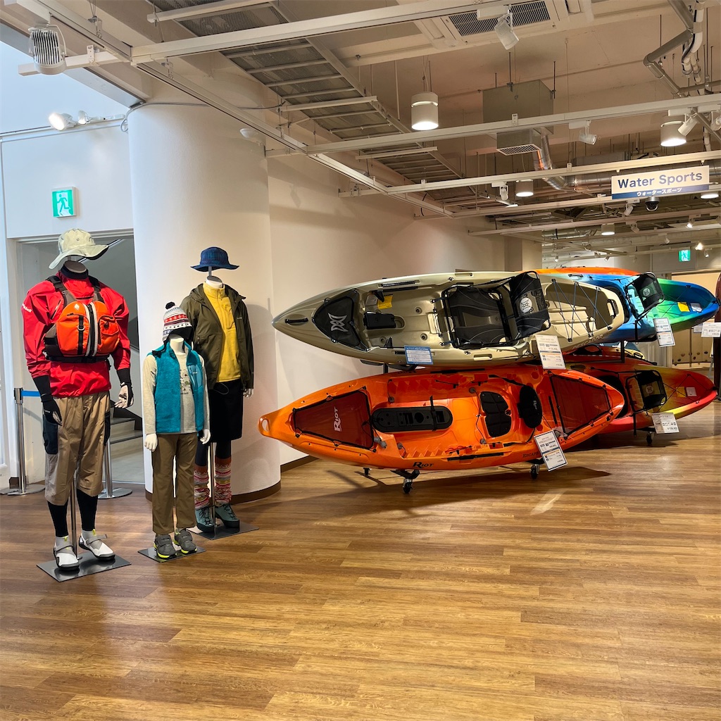 mont-bell 大型複合施設 - けーこ日記