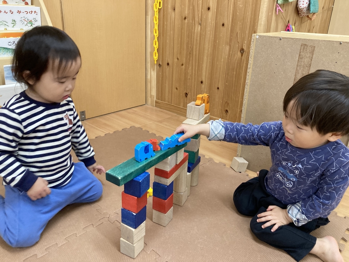 【つぐみ組】何して遊ぼうかな♬ - 恵泉こども園