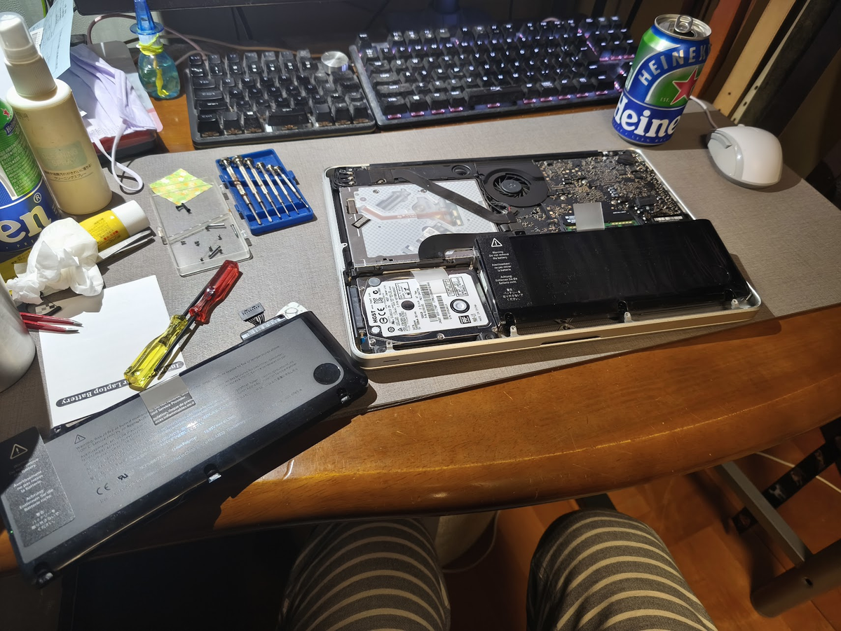 MacBook Pro mid 2012 のバッテリを交換 - パソコンとかさわったログ