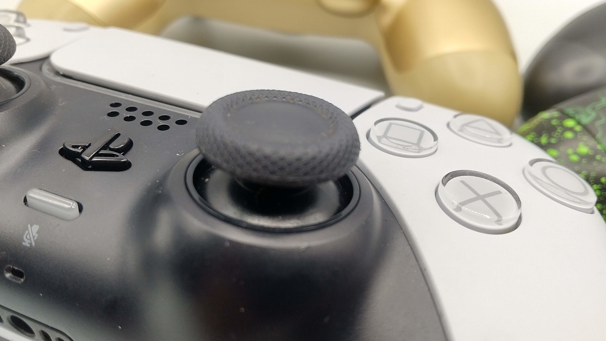 PS5純正コントローラでL1/R1ボタンが効かない場合の対処法を考察 – まきしblog