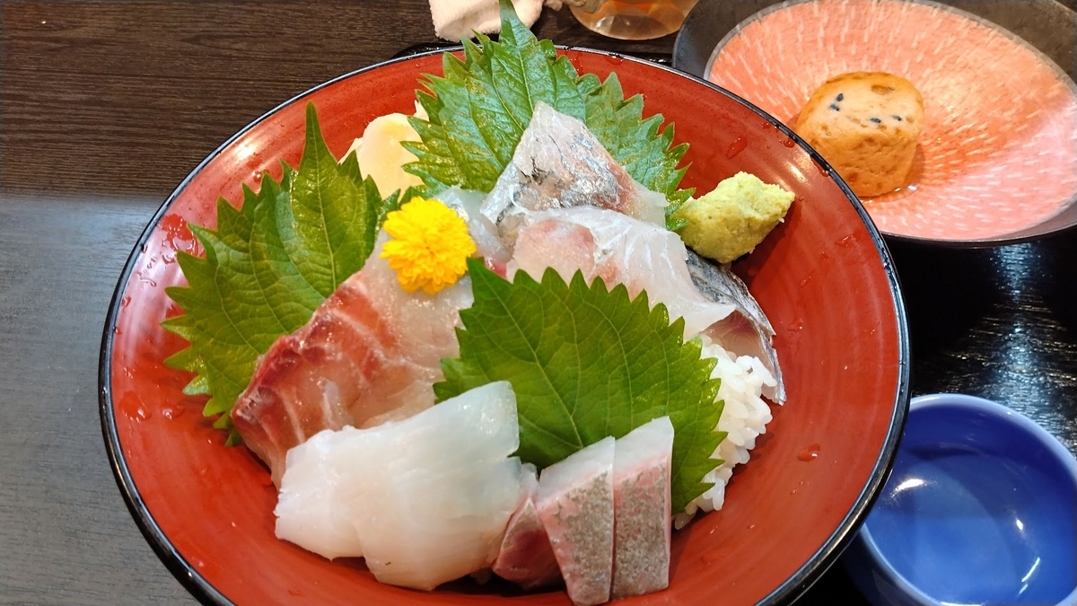 富山駅周辺の海鮮丼ランチ情報 - Masassiah Blog