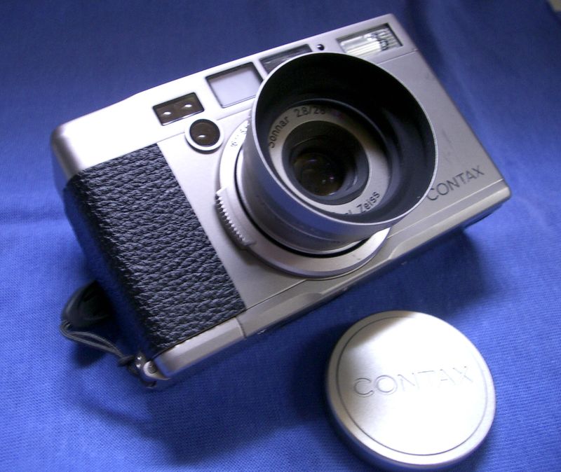 CONTAX Tix - kiricub