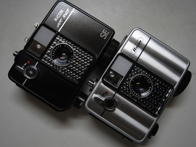 RICOH AUTO HALF SE - kiricub