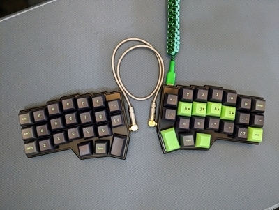 Corne V4 Cherry を組む - コジマのメモ