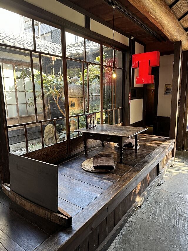 秩父 御花畑 ハイランダー イン チチブ （Highlander Inn Chichibu） - 赤・黒・黄色日記