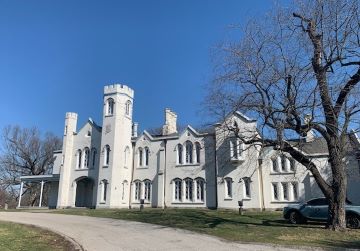 Castlewood Parkにあった歴史的建造物「The Loudoun House」 - レキシン丼 in レキシントン ブログ