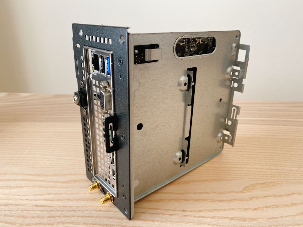 【ドスパラ mini Regulus AR5 実機レビュー】スペックやベンチマーク、おすすめカスタマイズについて解説 - +ログ