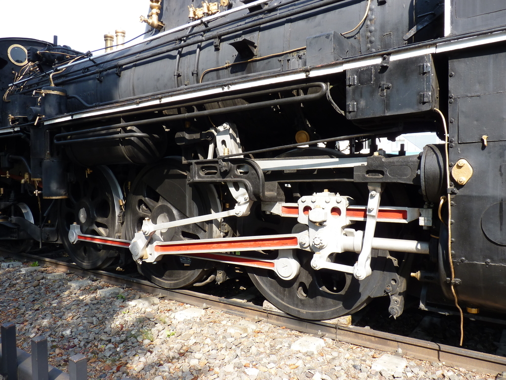 北見市 SL広場のSL保存機 C58 119とD51 444 - 藻岩颪に豊河の流れ。