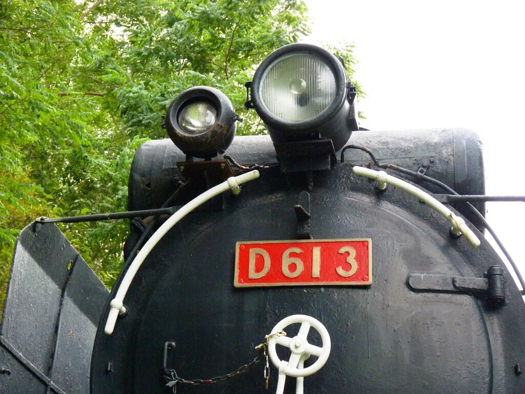 留萌市見晴町 見晴公園のD61 3 ～唯一の現存するD61型蒸気機関車～ - 藻岩颪に豊河の流れ。