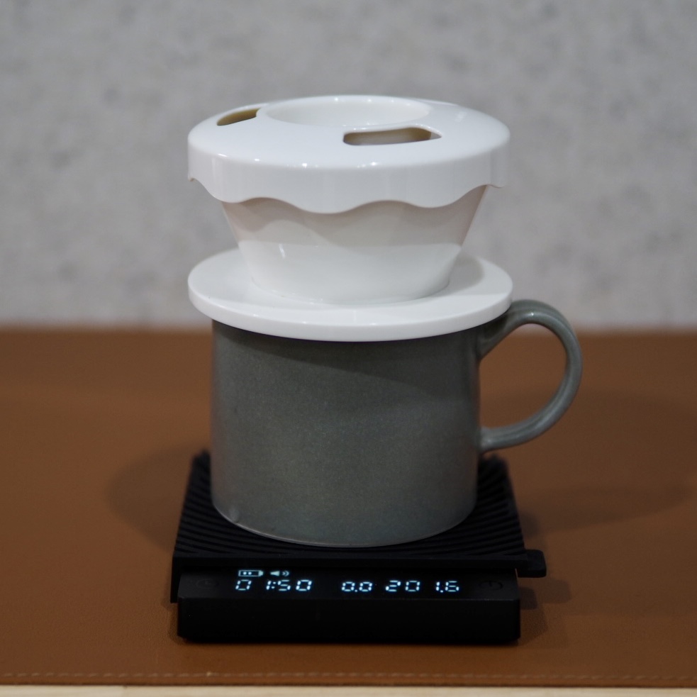 ドリップアシストが付属した面倒くさがりのためのドリッパー / LilyDrip LILY Coffee Dripper [アリエク購入品紹介 ...