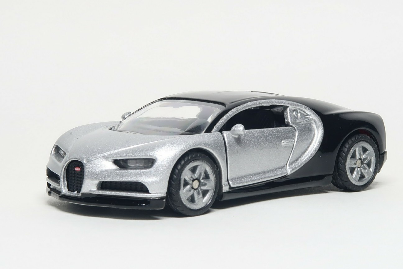 siku（ジク） 1508番 Bugatti Chiron（ブガッティ シロン） - げん's blog