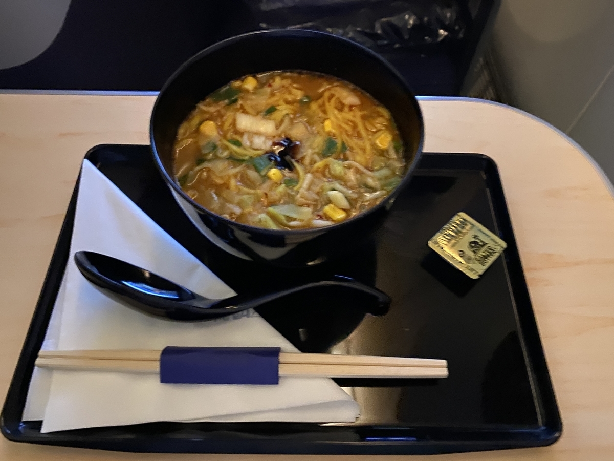 【人生初ビジネスクラス】ANA NH107 サンフランシスコ→羽田 搭乗記！フルフラットで快眠 - wakamaga