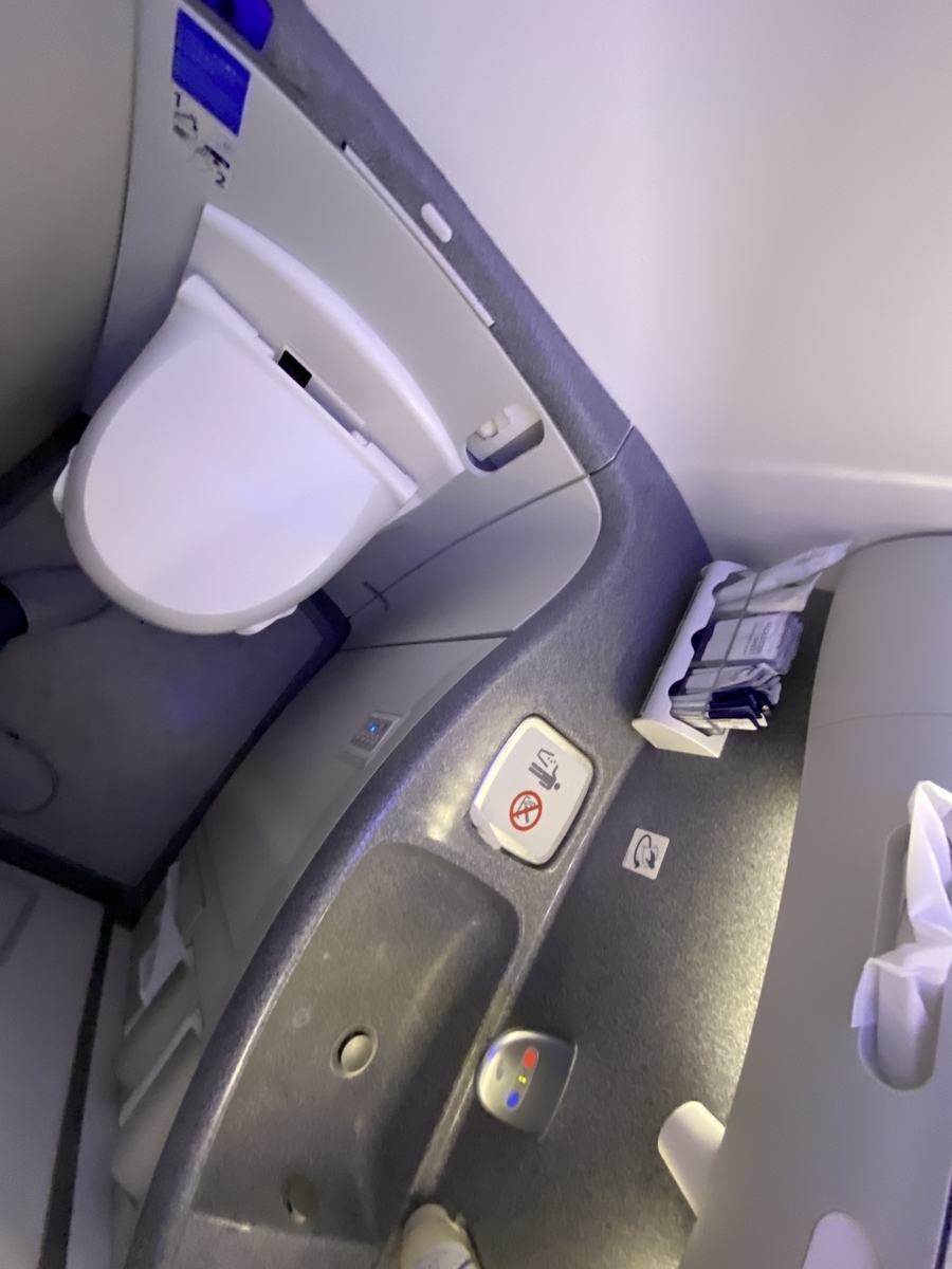 【人生初ビジネスクラス】ANA NH107 サンフランシスコ→羽田 搭乗記！フルフラットで快眠 - wakamaga