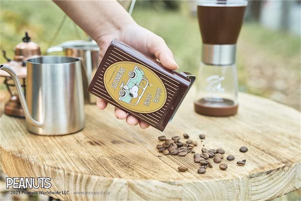 【雑誌付録】SNOOPYデザインのコーヒーミルが付いてくる！ - Ska vi fika?