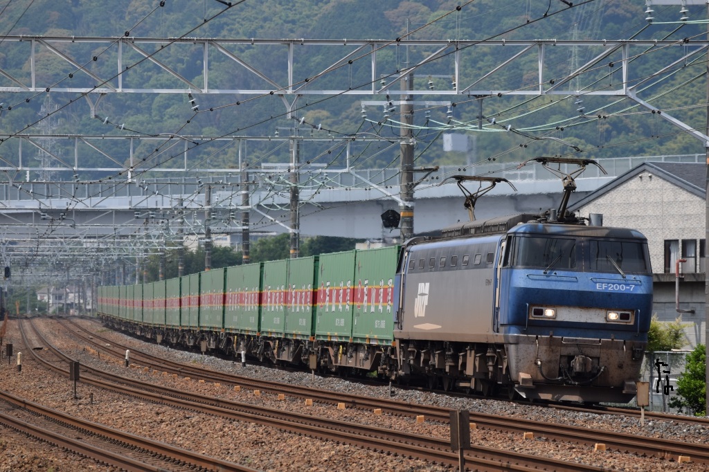 通達174 「 EF200-7号機代走！56レ福山レールエクスプレスを狙う 」 - 写真は鉄で出来ている。