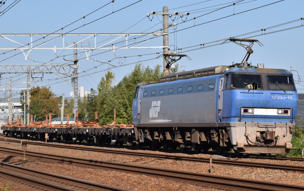 第681列車 「 EF66 27が牽引するカンガルーライナー2059レを狙う 」 - 写真は鉄で出来ている。