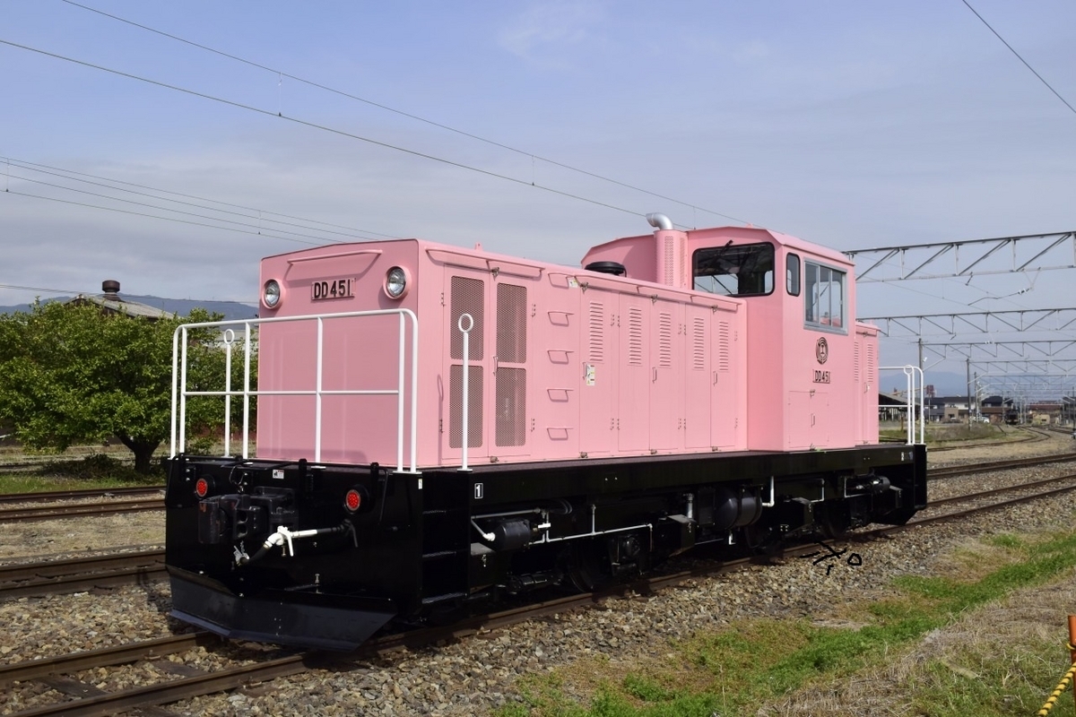 第2276列車 「 DD451の留置風景を狙う 2023・3月 西濃鉄道訪問記その3 」 - 写真は鉄で出来ている。