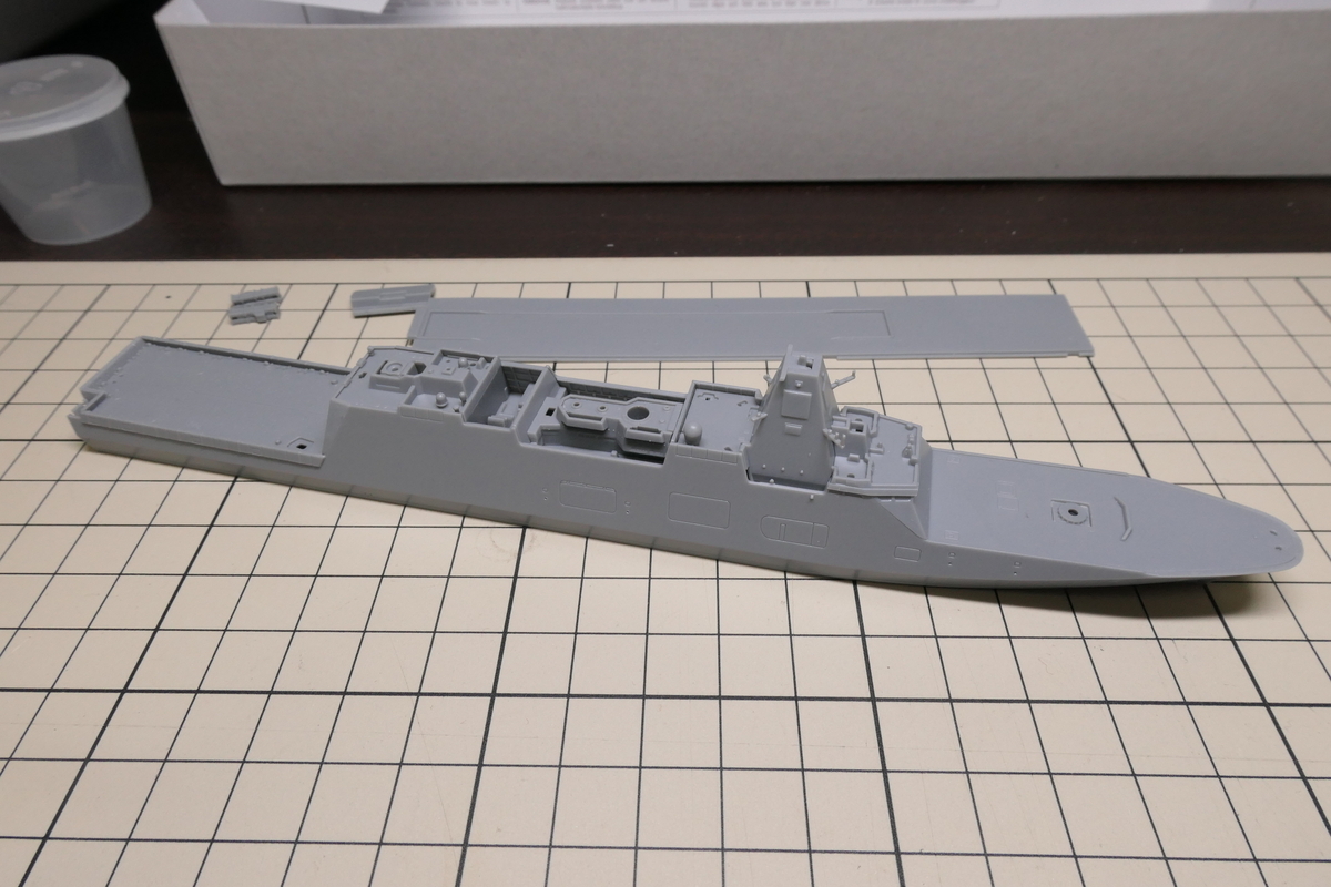 タミヤ 1/700 FFM-1もがみを作る - どらの自由帳