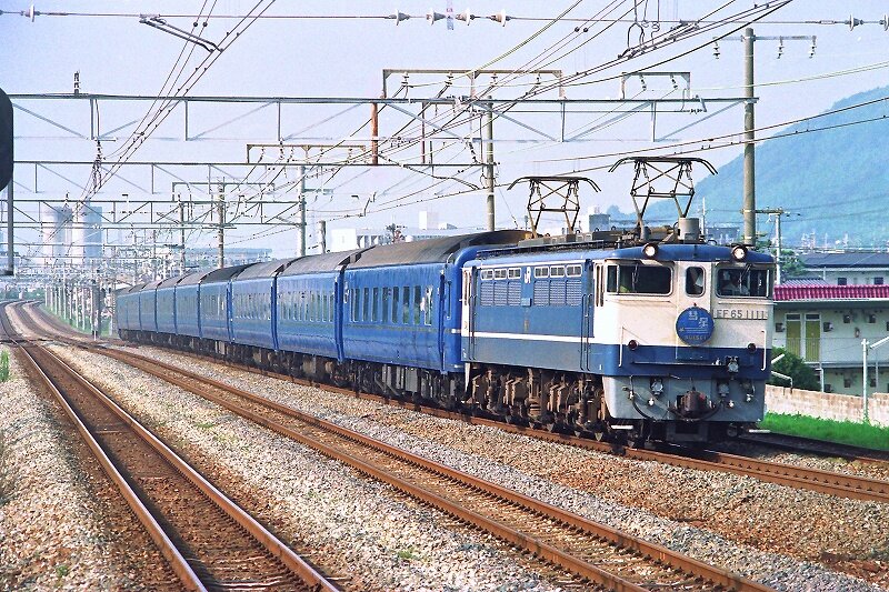 激変の最中：JNRからJRへの移行期におけるef651000番台の運用。 - 本棚の住人の鉄道忘備録